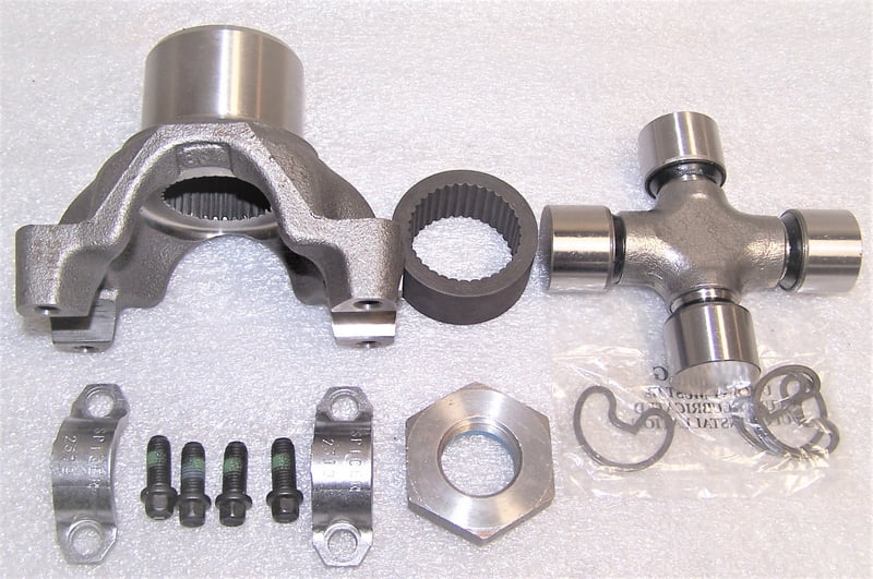 Muncie SM465 GM 2WD REAR YOKE 1410 Series Spicer with Joint and Spacer